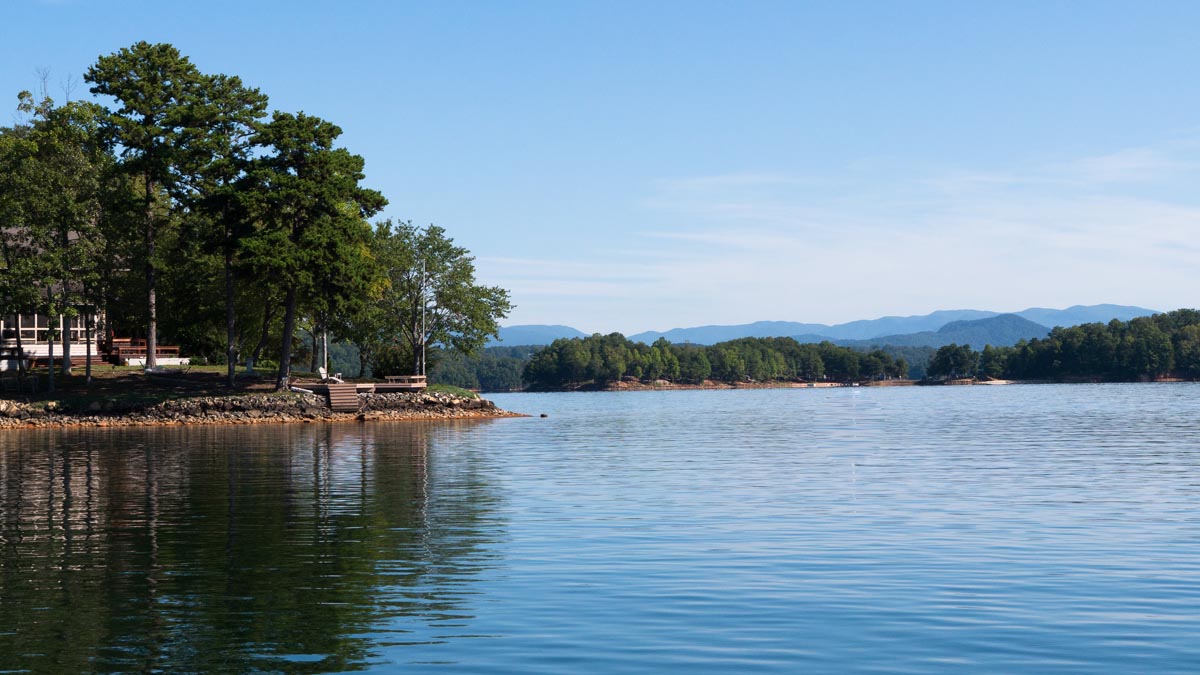 Lake Keowee Homes For Sale | Lake Keowee Real Estate